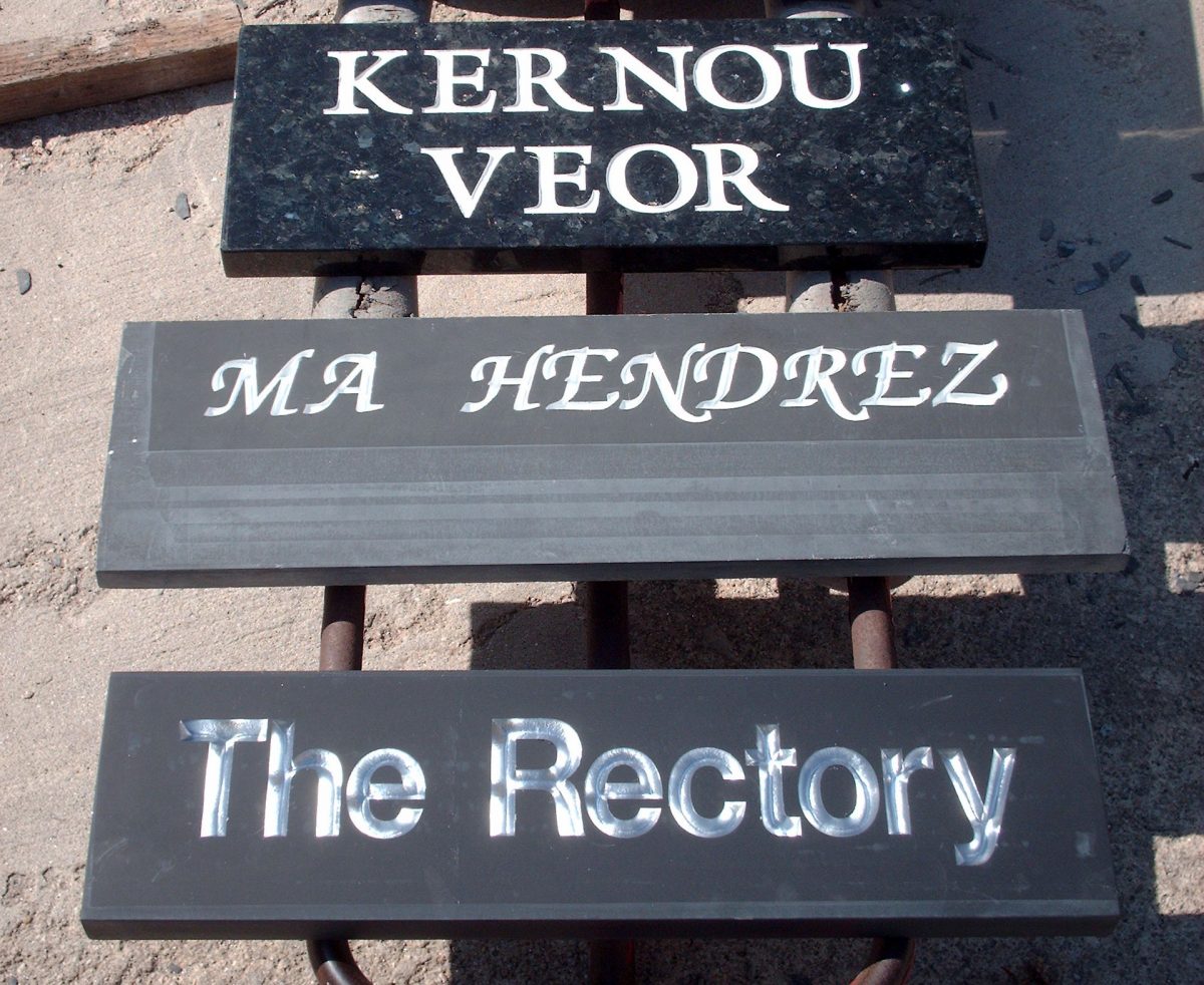 House signs in Cornwall by Rob Lawrence, monumental mason